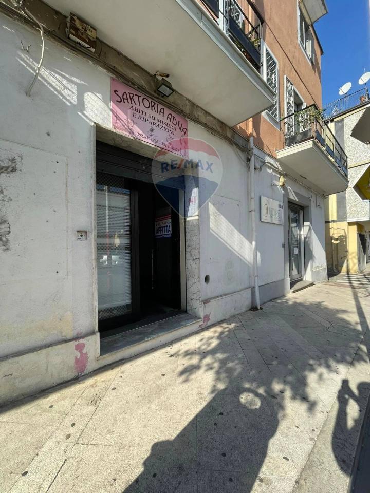 Magazzino in affitto a Corigliano-Rossano