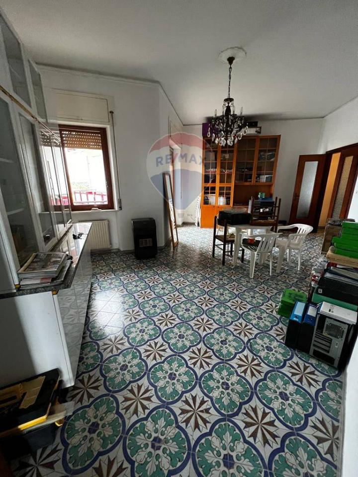 Appartamento in vendita a Roccella Ionica