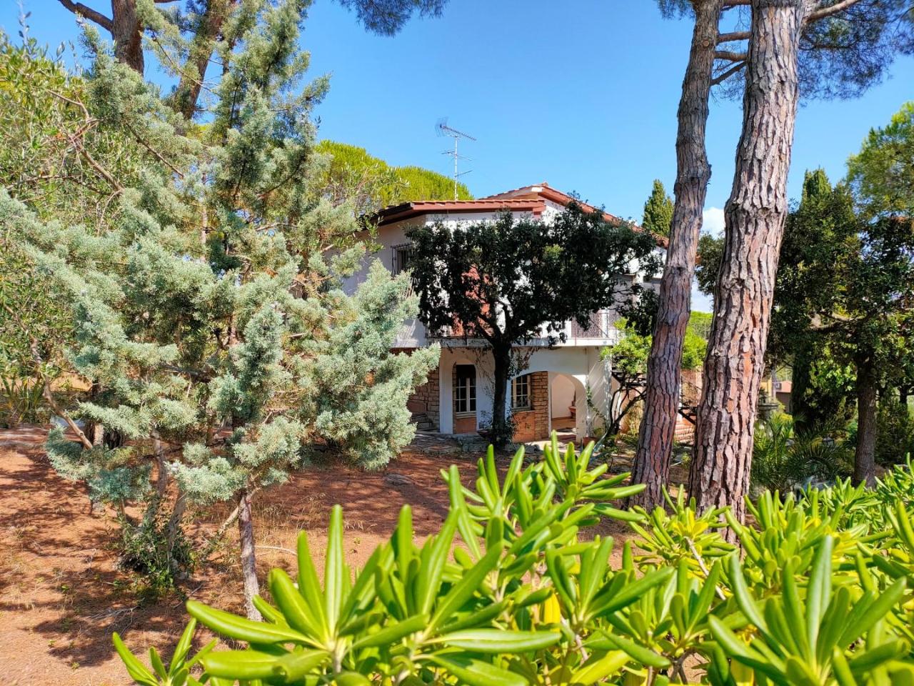 Villa in vendita a Rosignano Marittimo