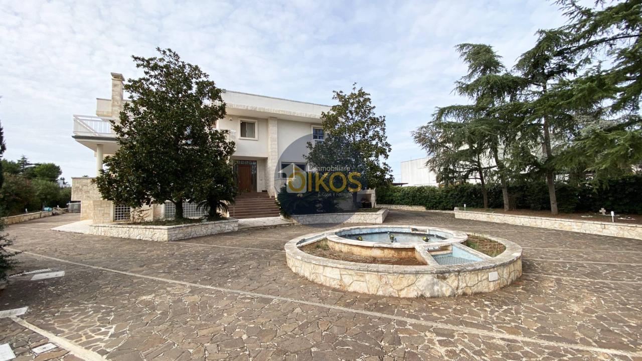 Villa in vendita a Castellana Grotte