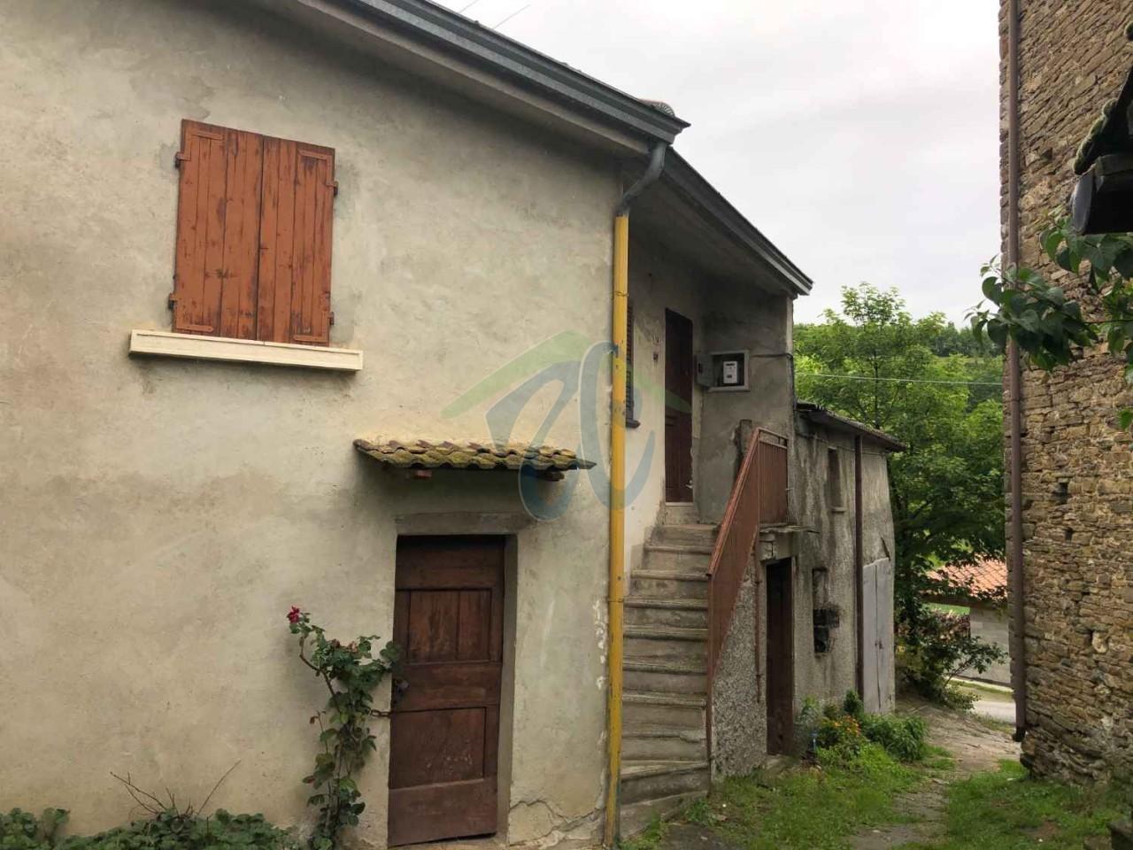 Villa a schiera in vendita a Bettola