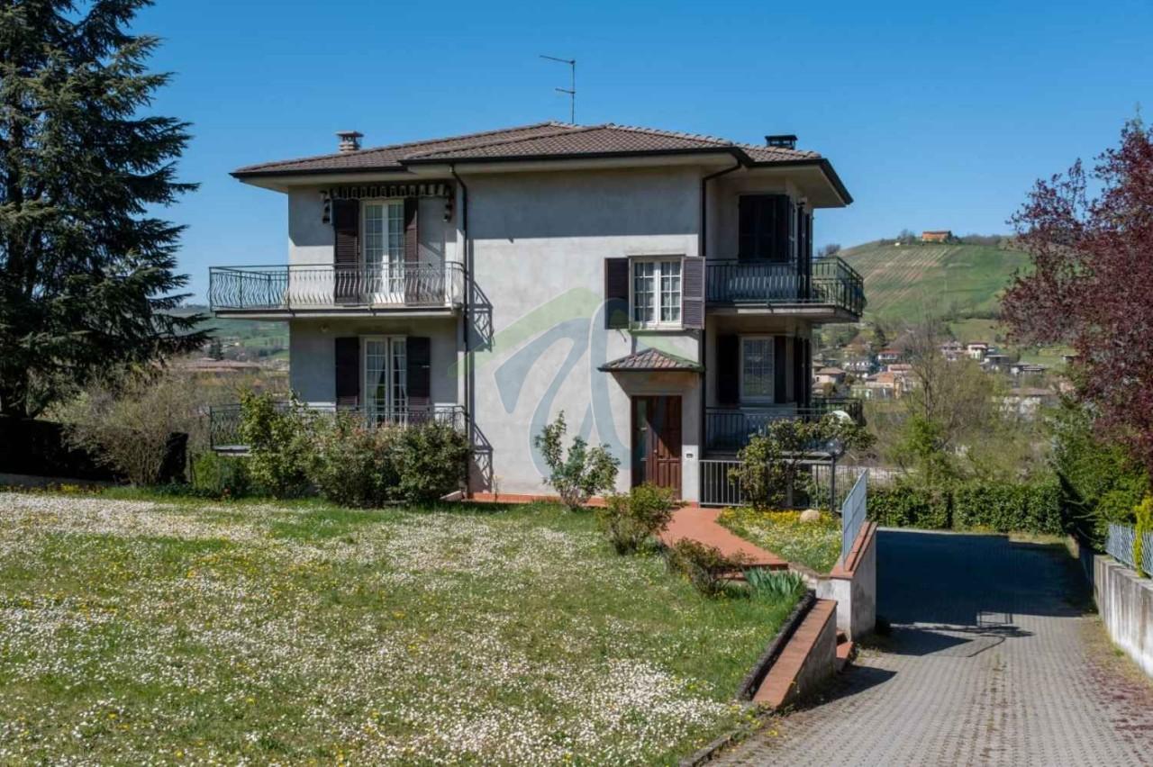 Villa in vendita a Pianello Val Tidone