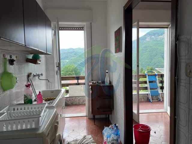 Appartamento in vendita a Rovegno