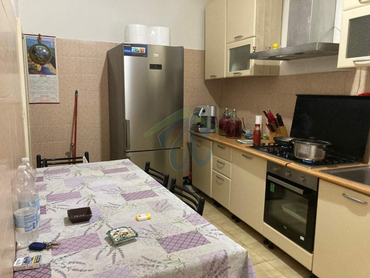 Palazzo in vendita a Borgonovo Val Tidone