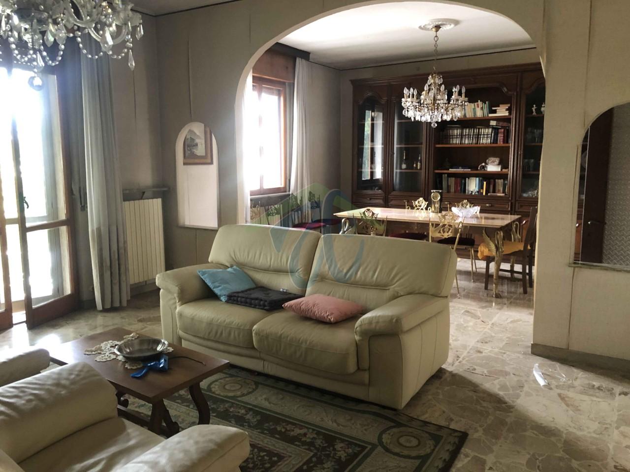 Appartamento in vendita a Piacenza