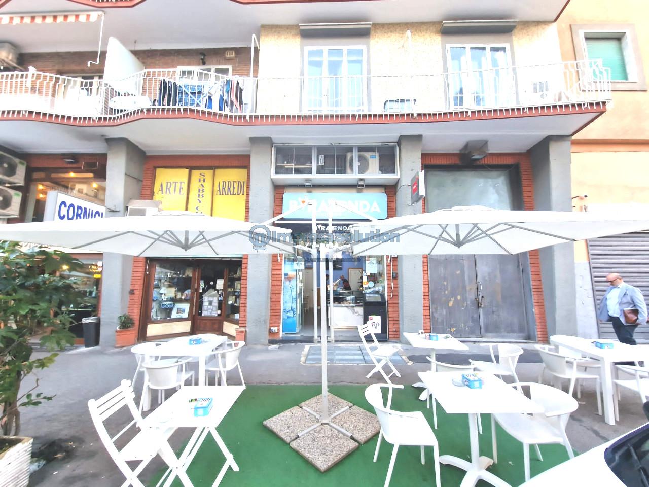 Negozio in vendita a Napoli