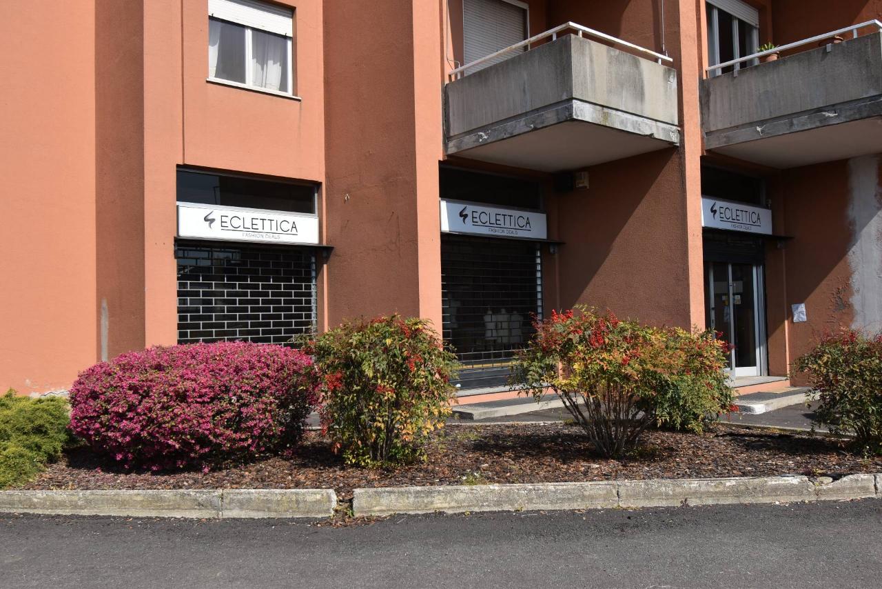 Locale commerciale in vendita a Turbigo