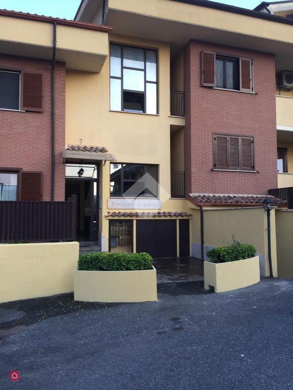 Appartamento in vendita a Lariano