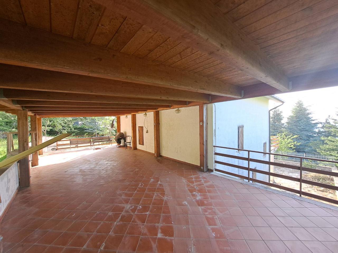 Casa indipendente in vendita a Valle Castellana Foto-47