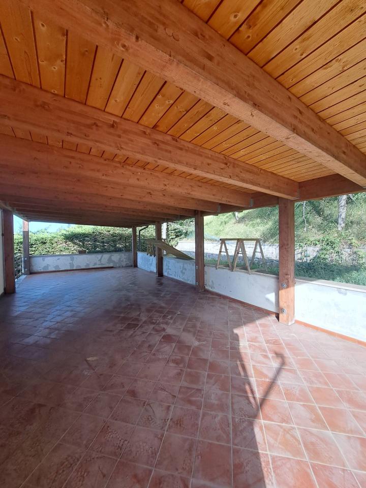 Casa indipendente in vendita a Valle Castellana Foto-41