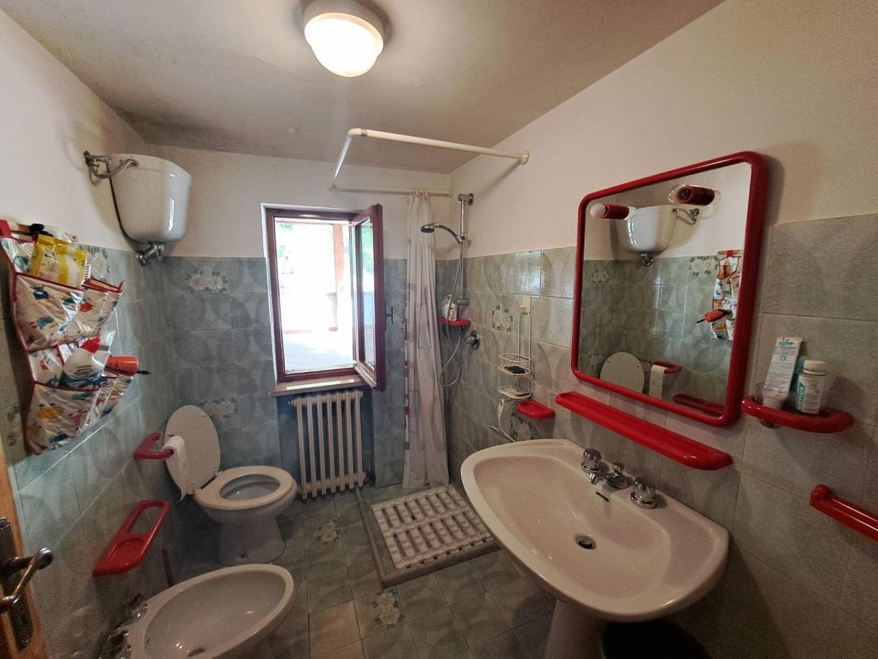 Casa indipendente in vendita a Valle Castellana Foto-35