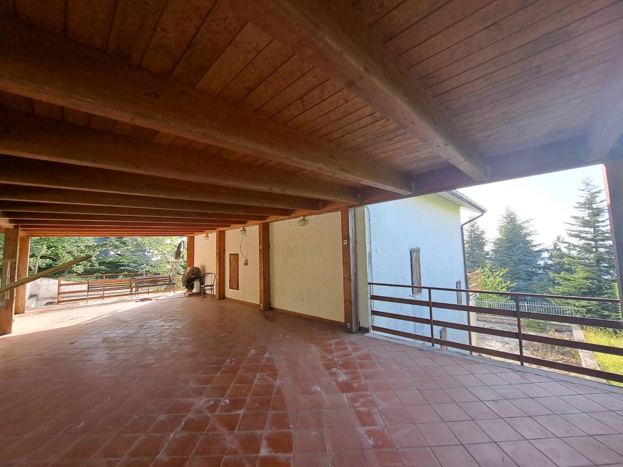 Casa indipendente in vendita a Valle Castellana Foto-45