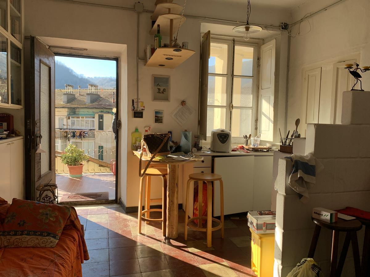 Appartamento in vendita a Campomorone