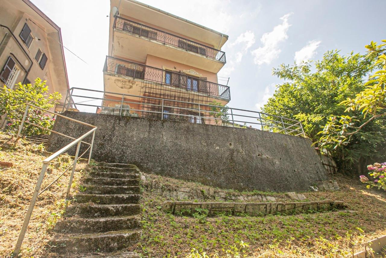 Casa indipendente in vendita a Campomorone