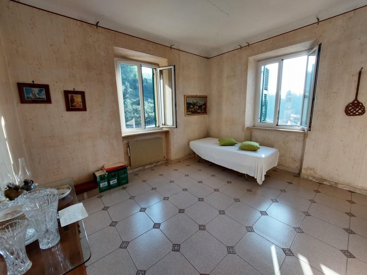 Appartamento in vendita a Campomorone