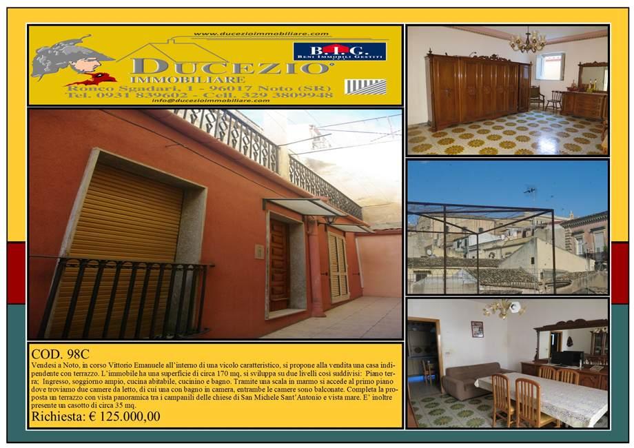 Casa indipendente in vendita a Noto