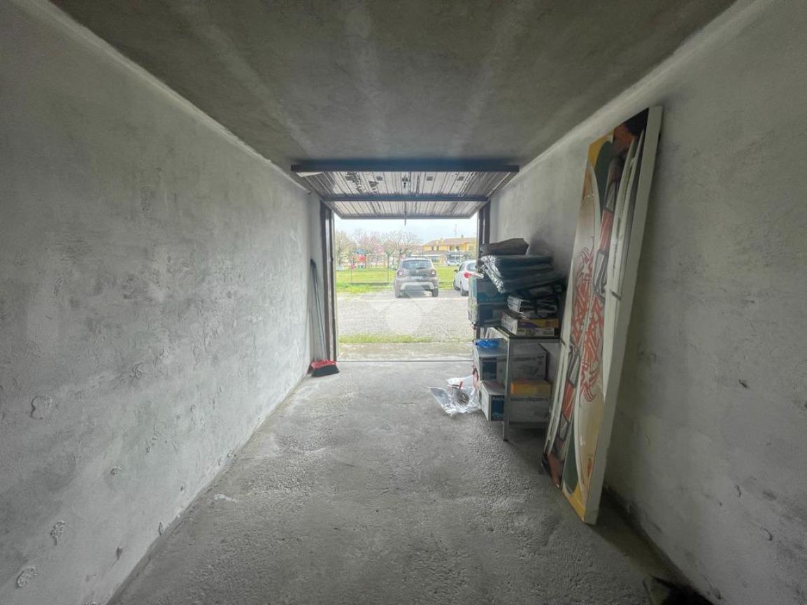 Box in vendita a San Giorgio Bigarello