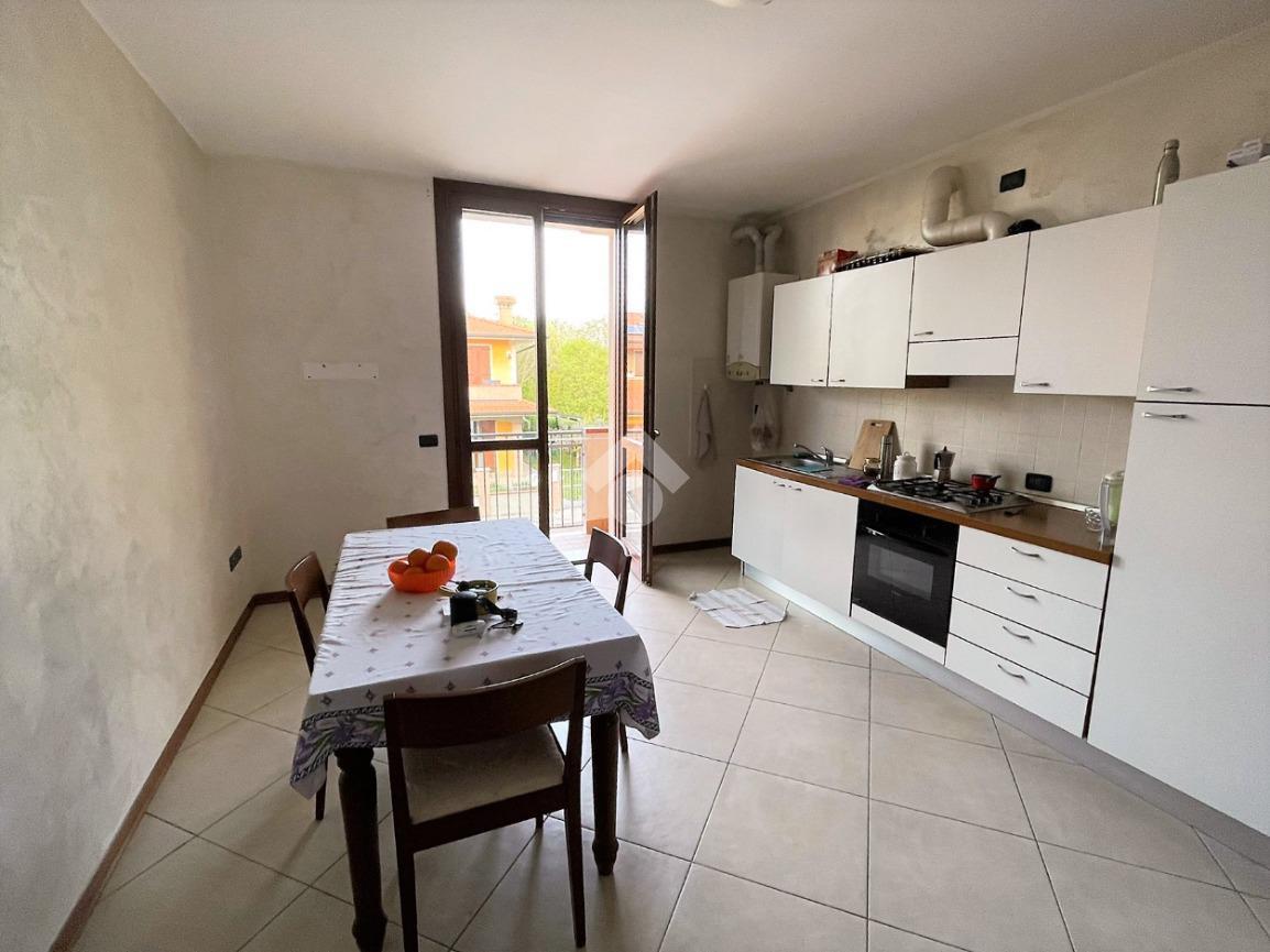 Trilocale in Strada Ostigliese, Roncoferraro