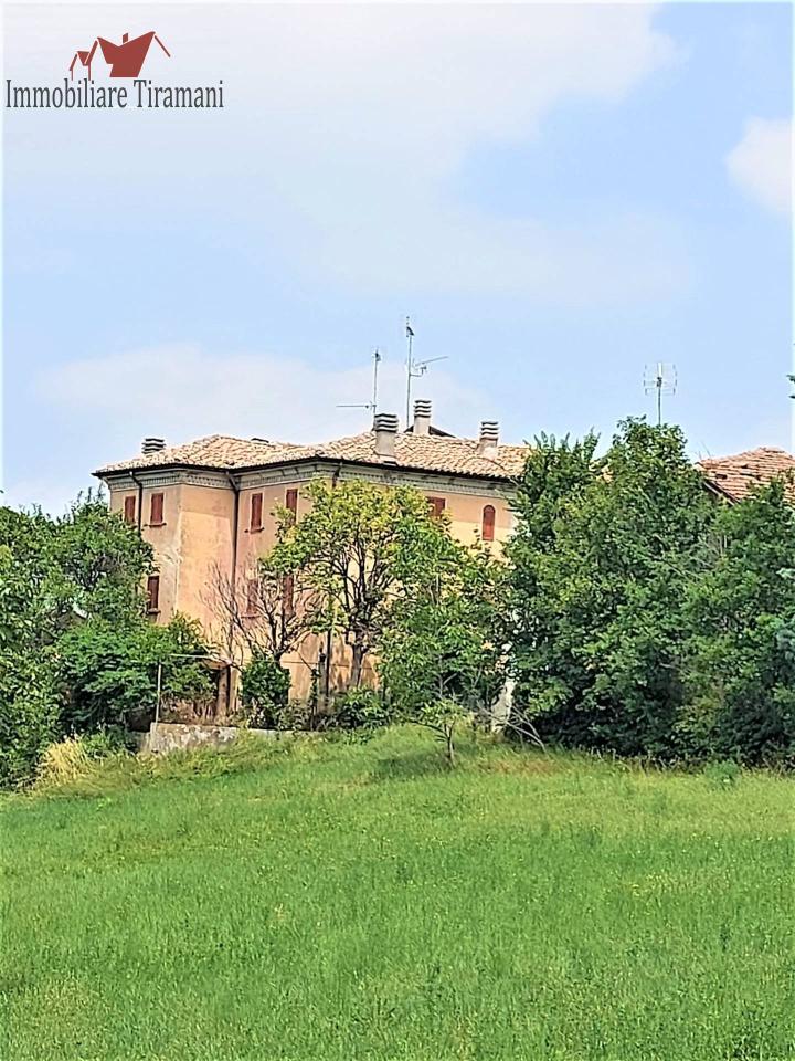 Casa indipendente in vendita a Vernasca