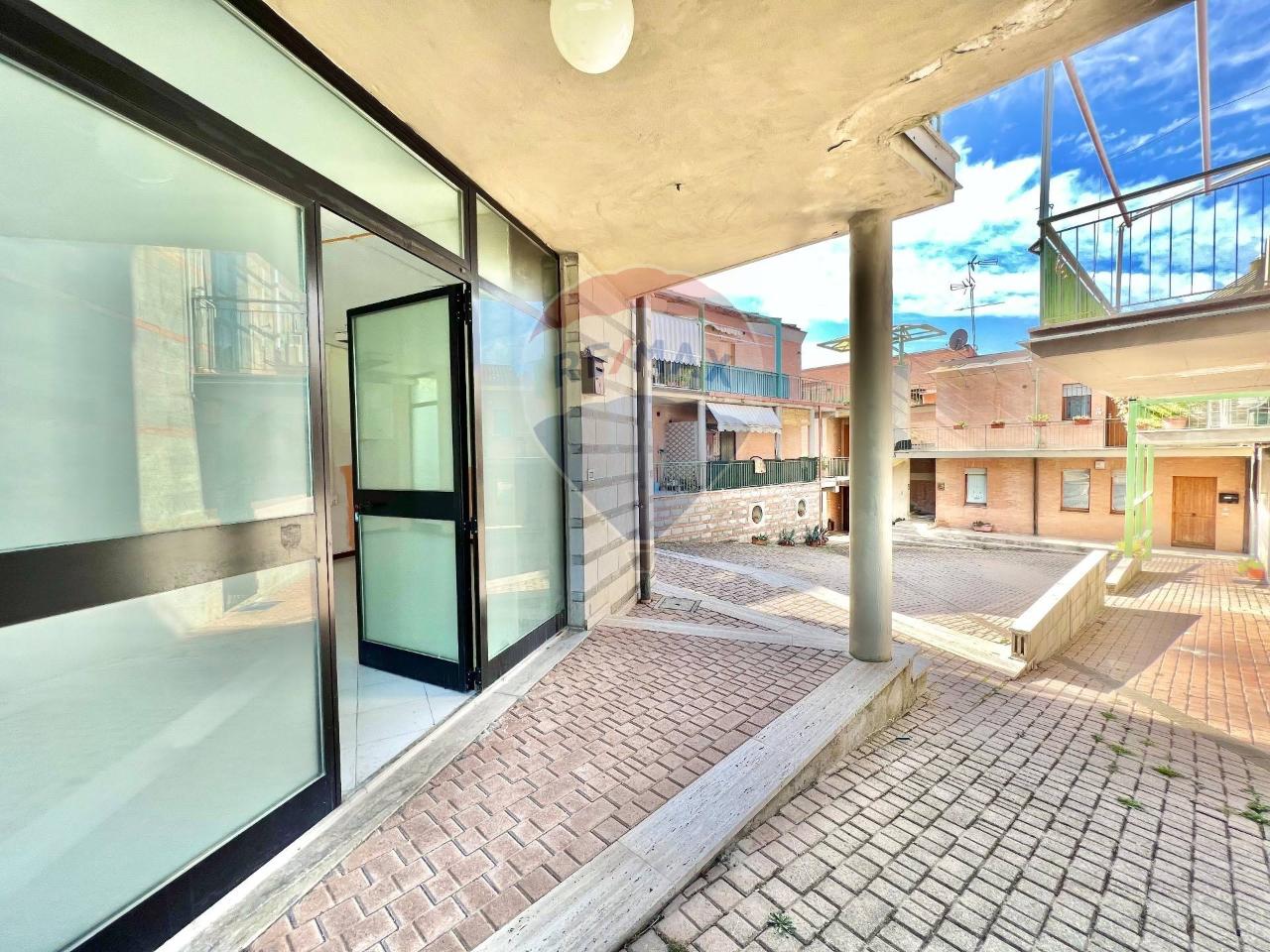 Negozio in vendita a Monteriggioni