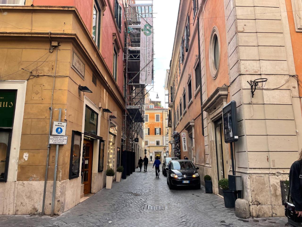 Negozio in affitto a Roma