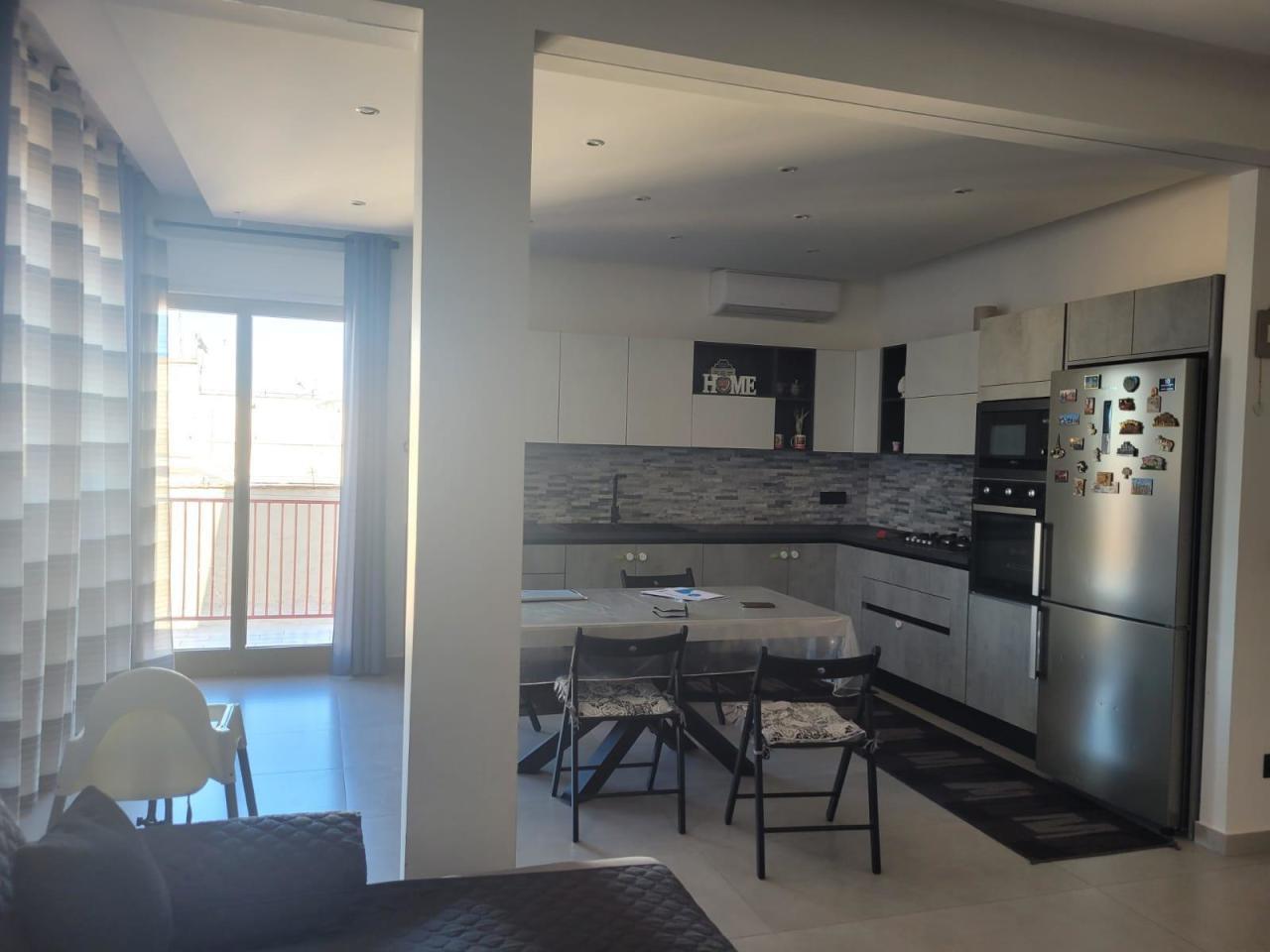 Appartamento in vendita a Palermo