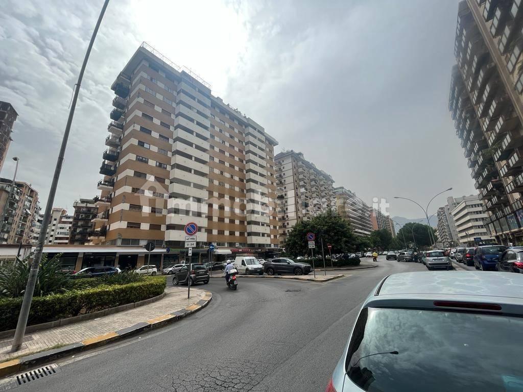 Appartamento in vendita a Palermo