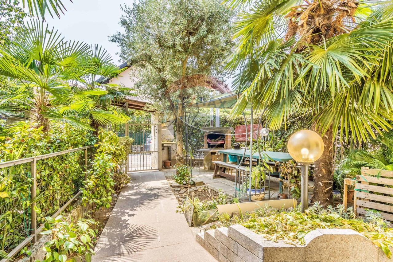 Trilocale in Sanzio 40, Fagnano Olona