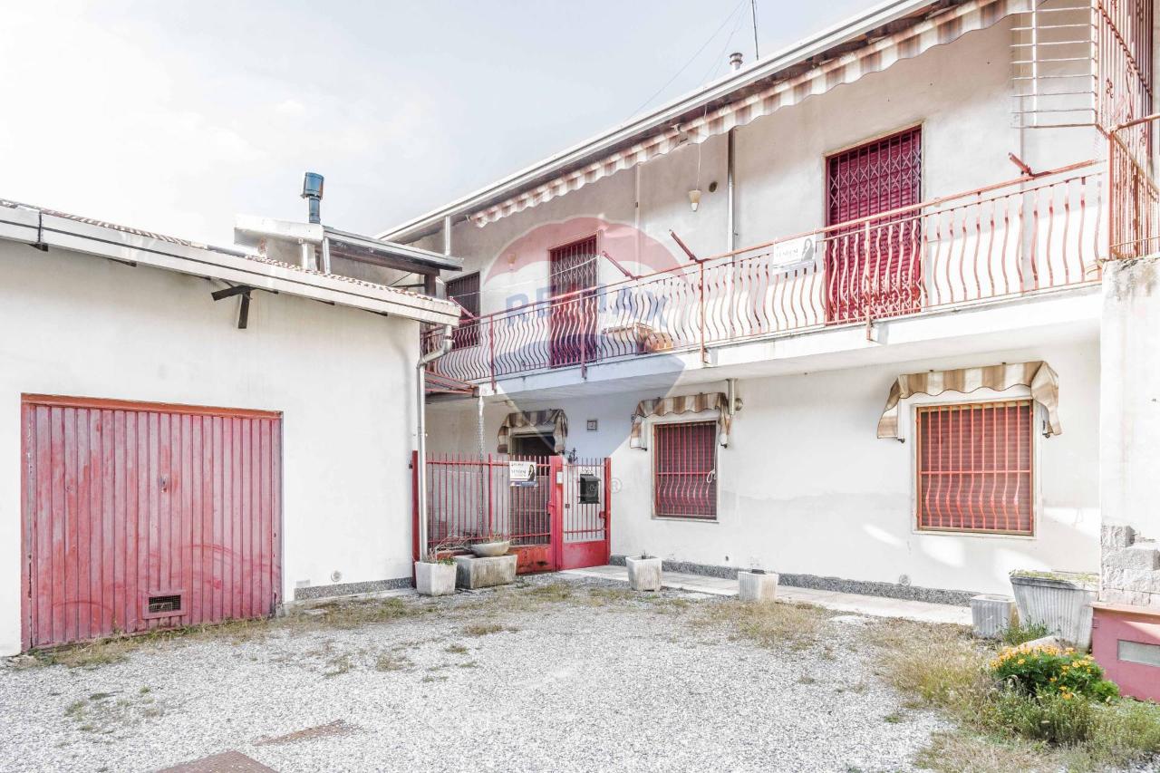Casa indipendente in vendita a Fagnano Olona