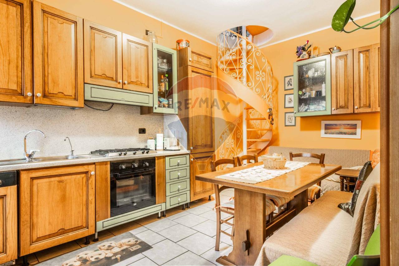 Casa indipendente in vendita a Magnago