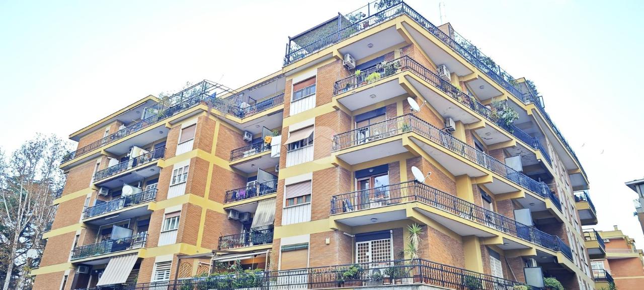 Appartamento in vendita a Roma