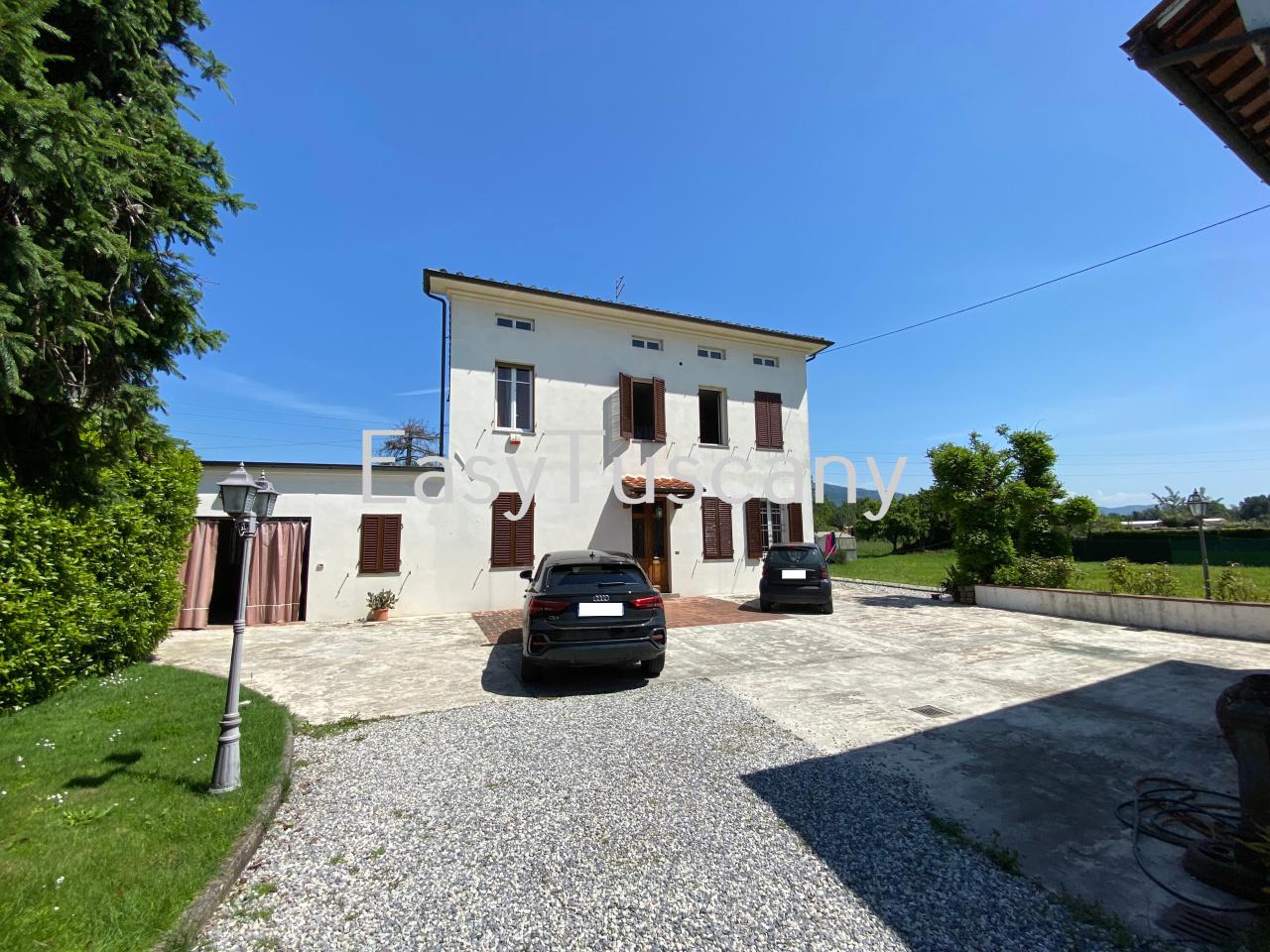 Villa in vendita a Capannori