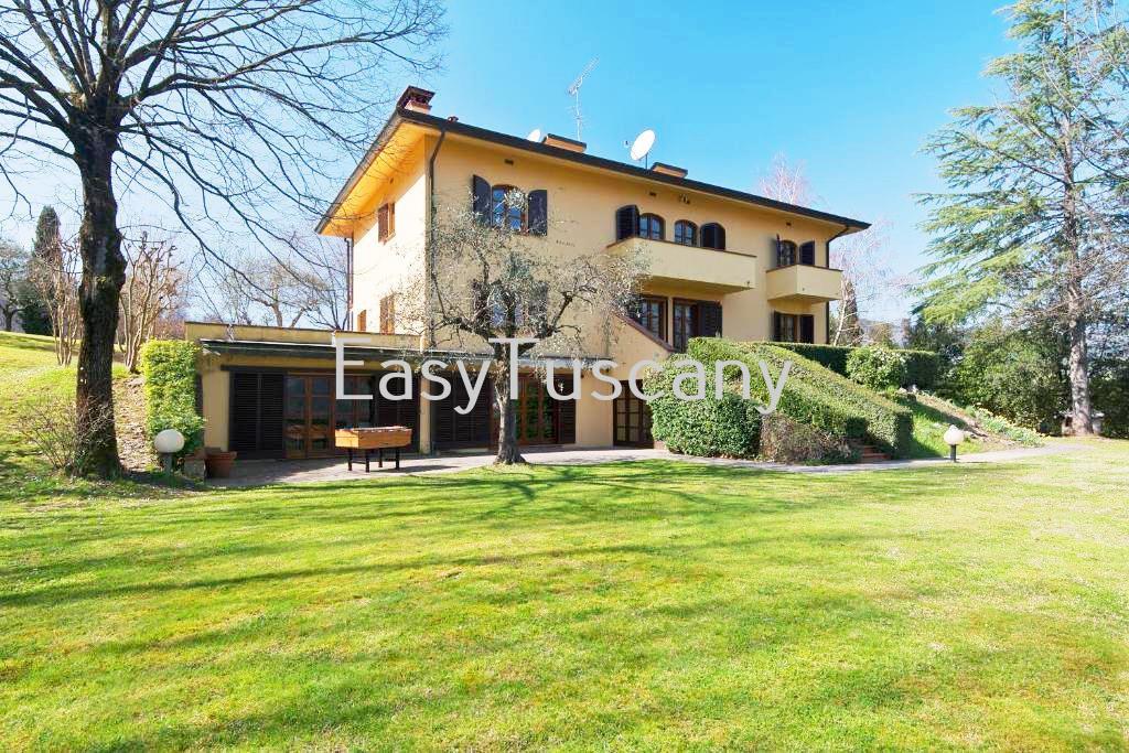 Villa in vendita a Lucca