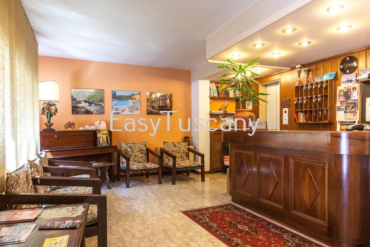 Hotel in vendita a Bagni Di Lucca