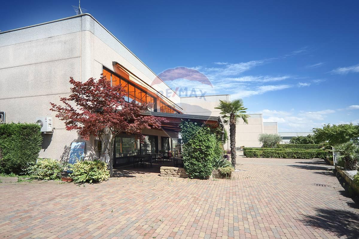 Negozio in vendita a Pressana