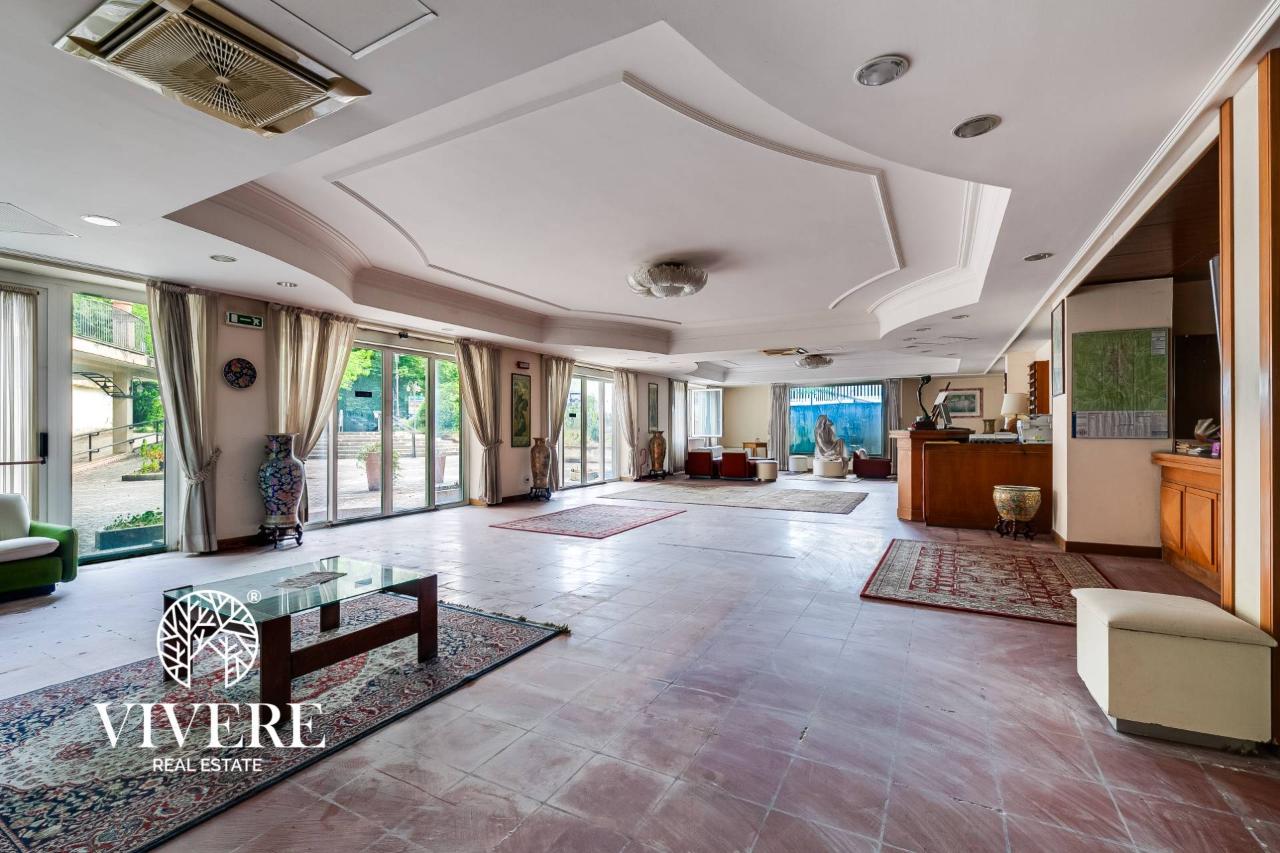 Albergo in vendita a Fiuggi