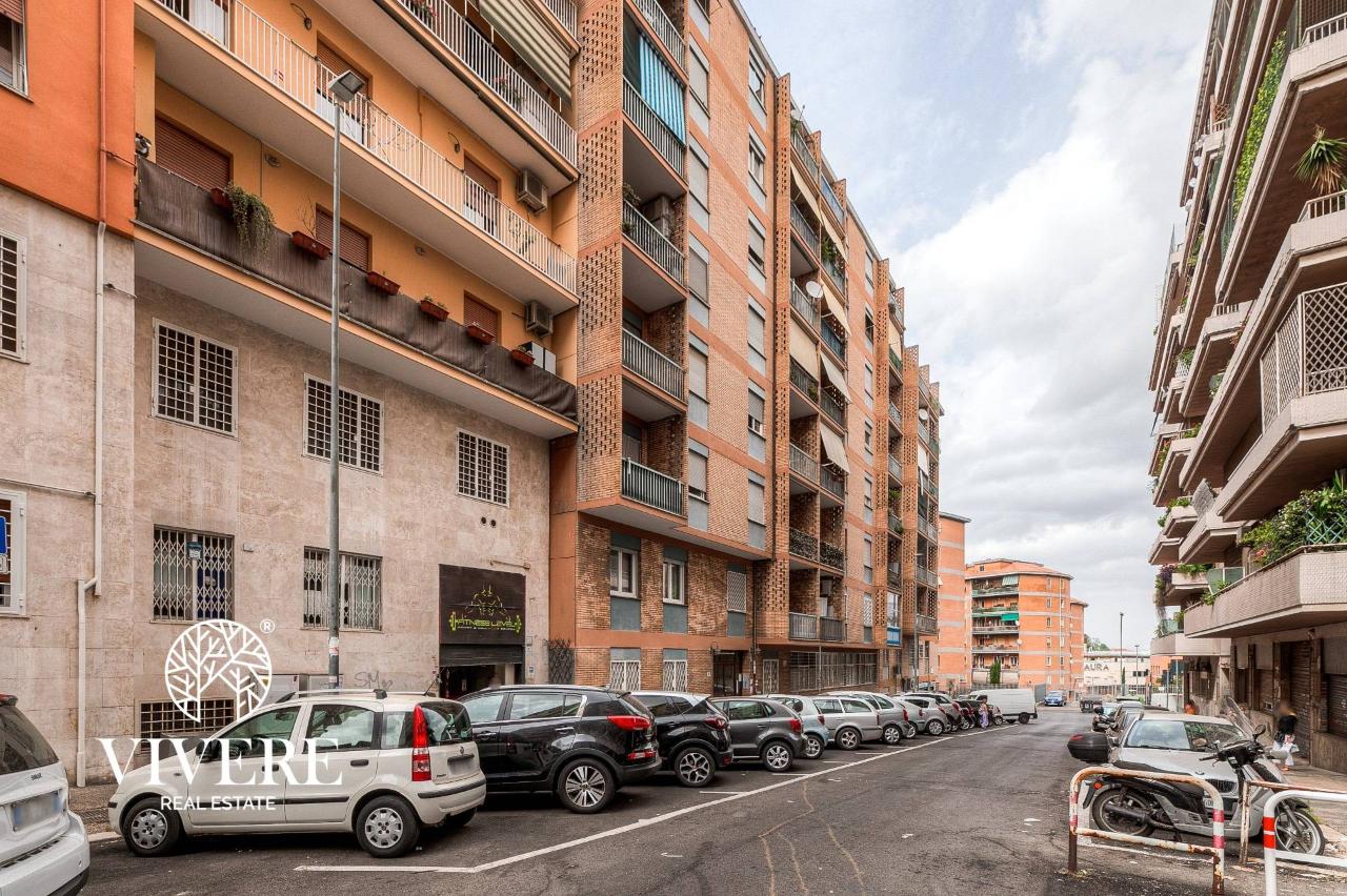 Negozio in affitto a Roma