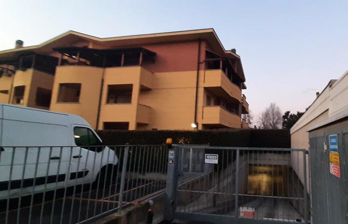 Box in vendita a Vaprio D'Adda