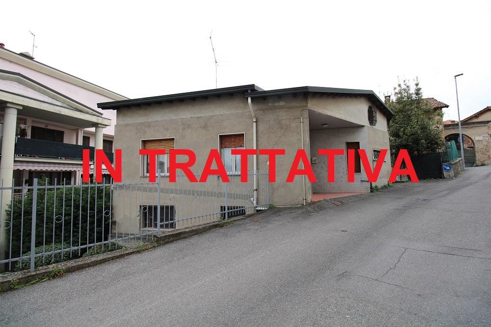 Villa in vendita a Vaprio D'Adda