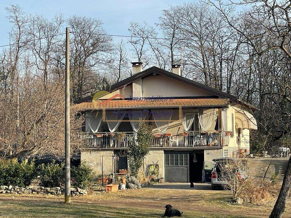 Villa unifamiliare in vendita a Arona