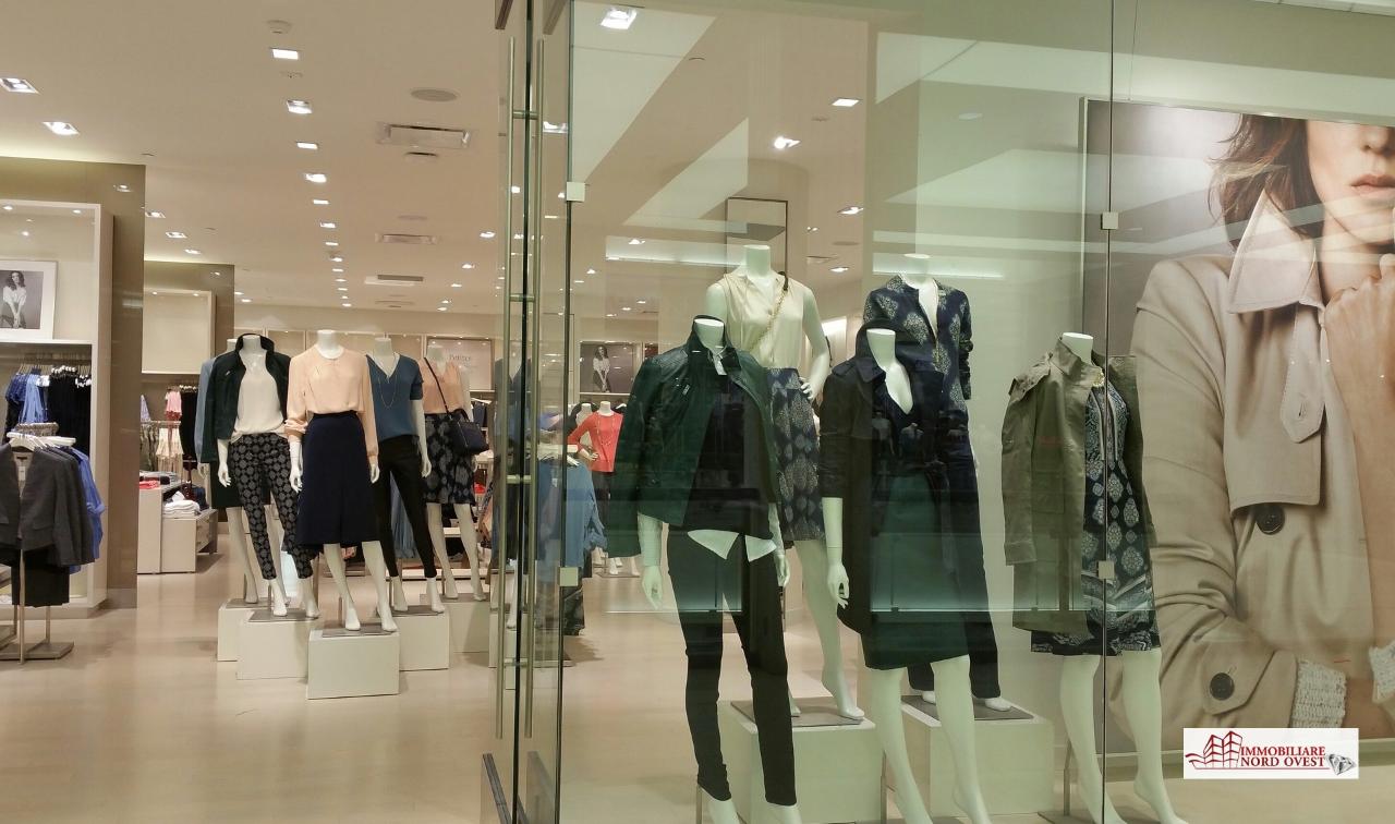 Negozio in affitto a Corbetta