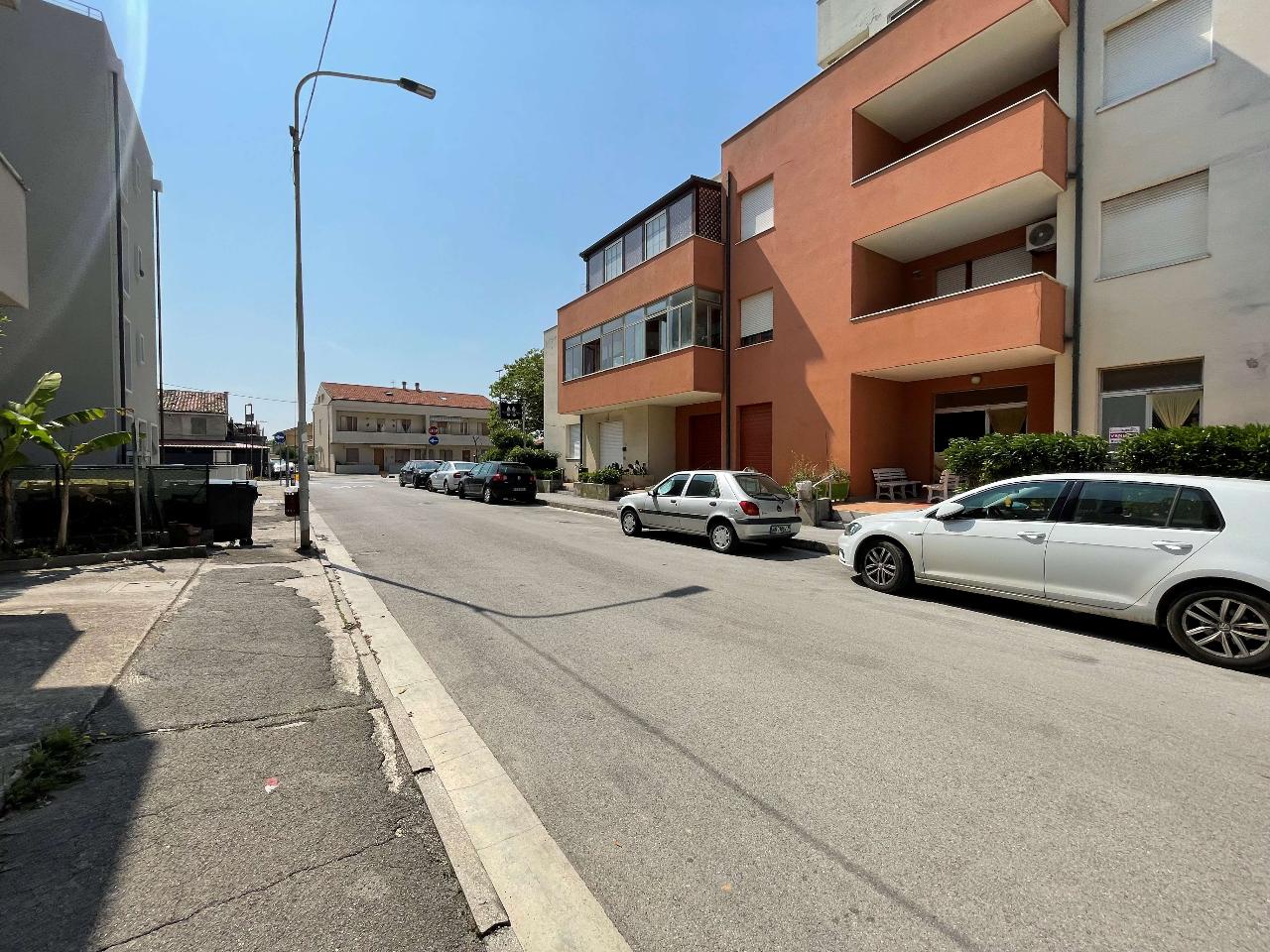 Negozio in vendita a Senigallia