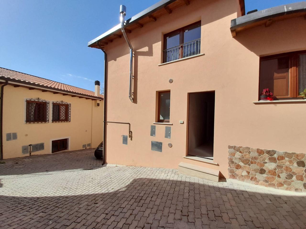 Casa indipendente in vendita a L'Aquila