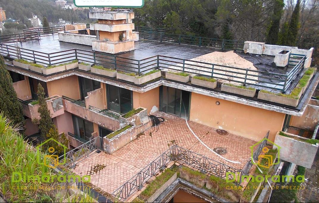 Albergo in vendita a Chianciano Terme