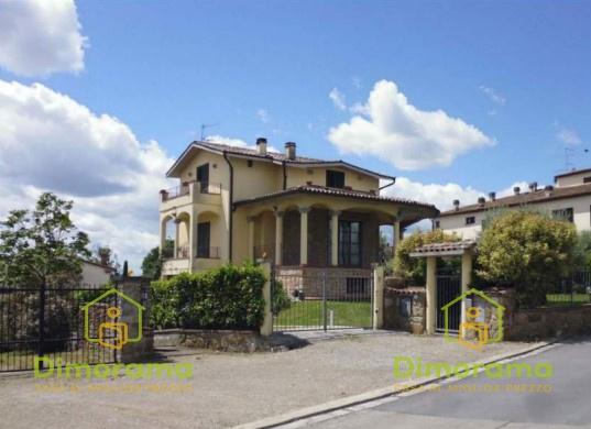 Villa in vendita a Arezzo