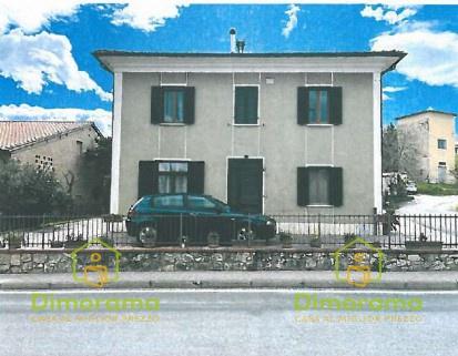 Villa in vendita a Chiusi