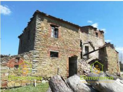 Casale in vendita a Civitella In Val Di Chiana