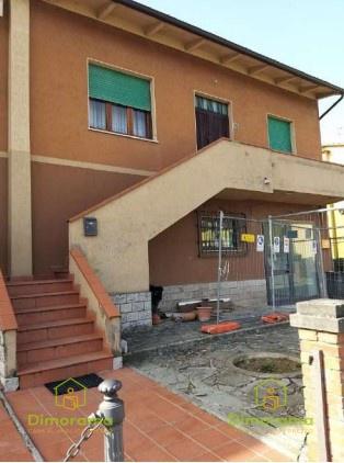 Appartamento in vendita a Capolona