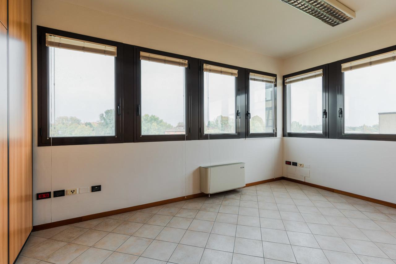 Ufficio in affitto a Castenaso