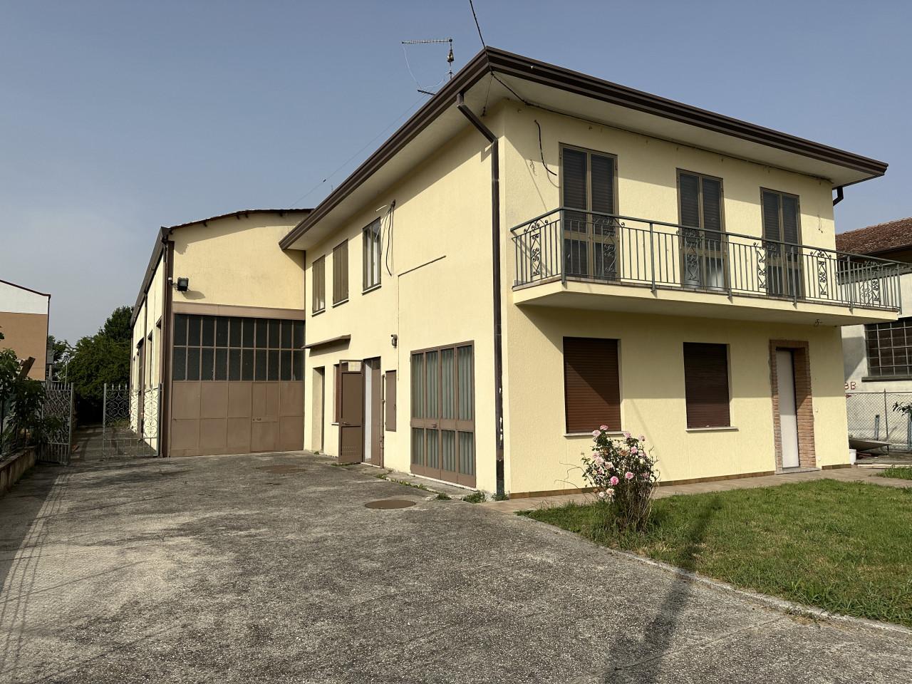 Casa indipendente in vendita a Battaglia Terme